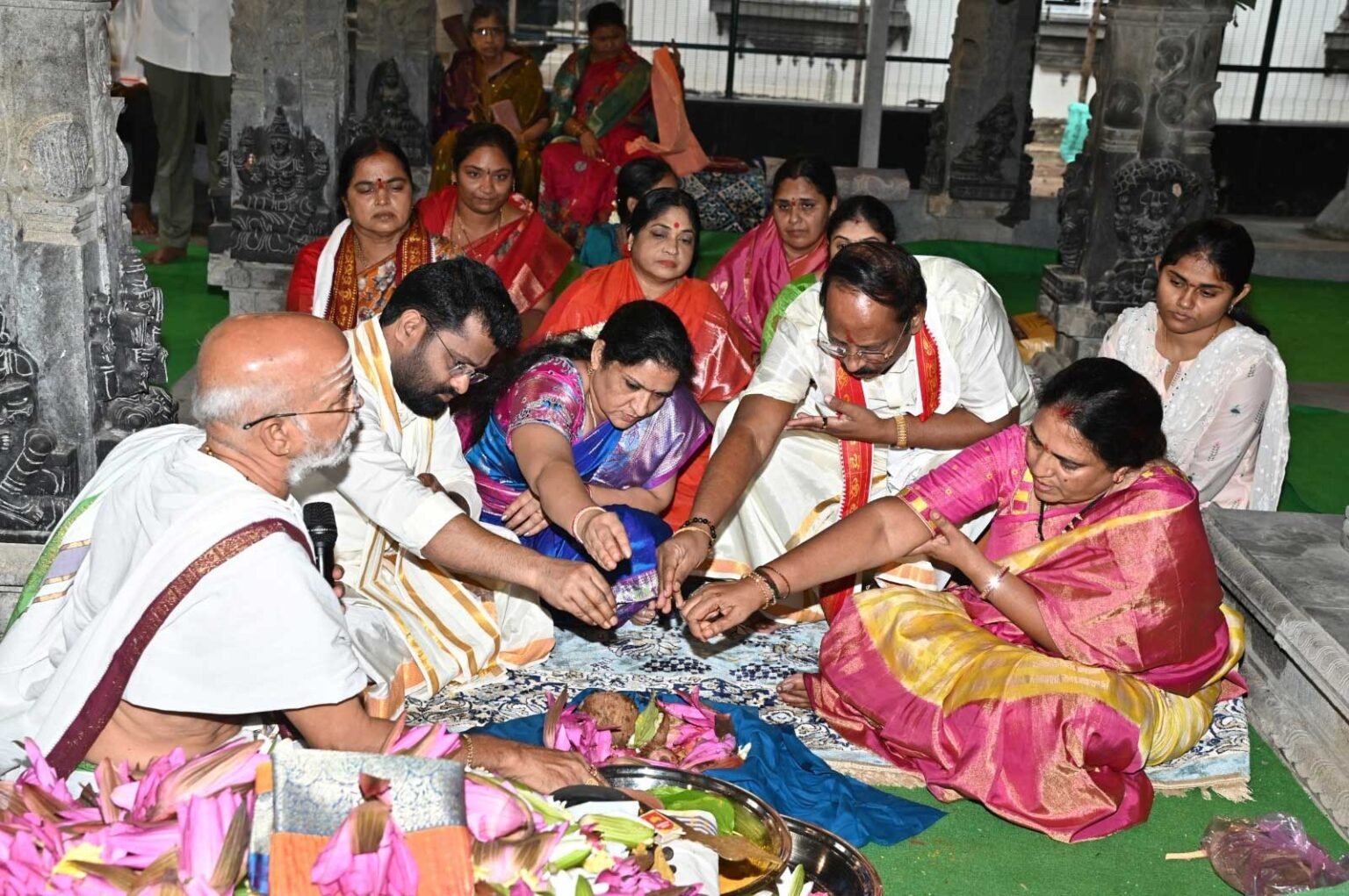 వైభవంగా మహాలక్ష్మి యాగం - Andhra Prabha | Telugu News Daily , Latest ...